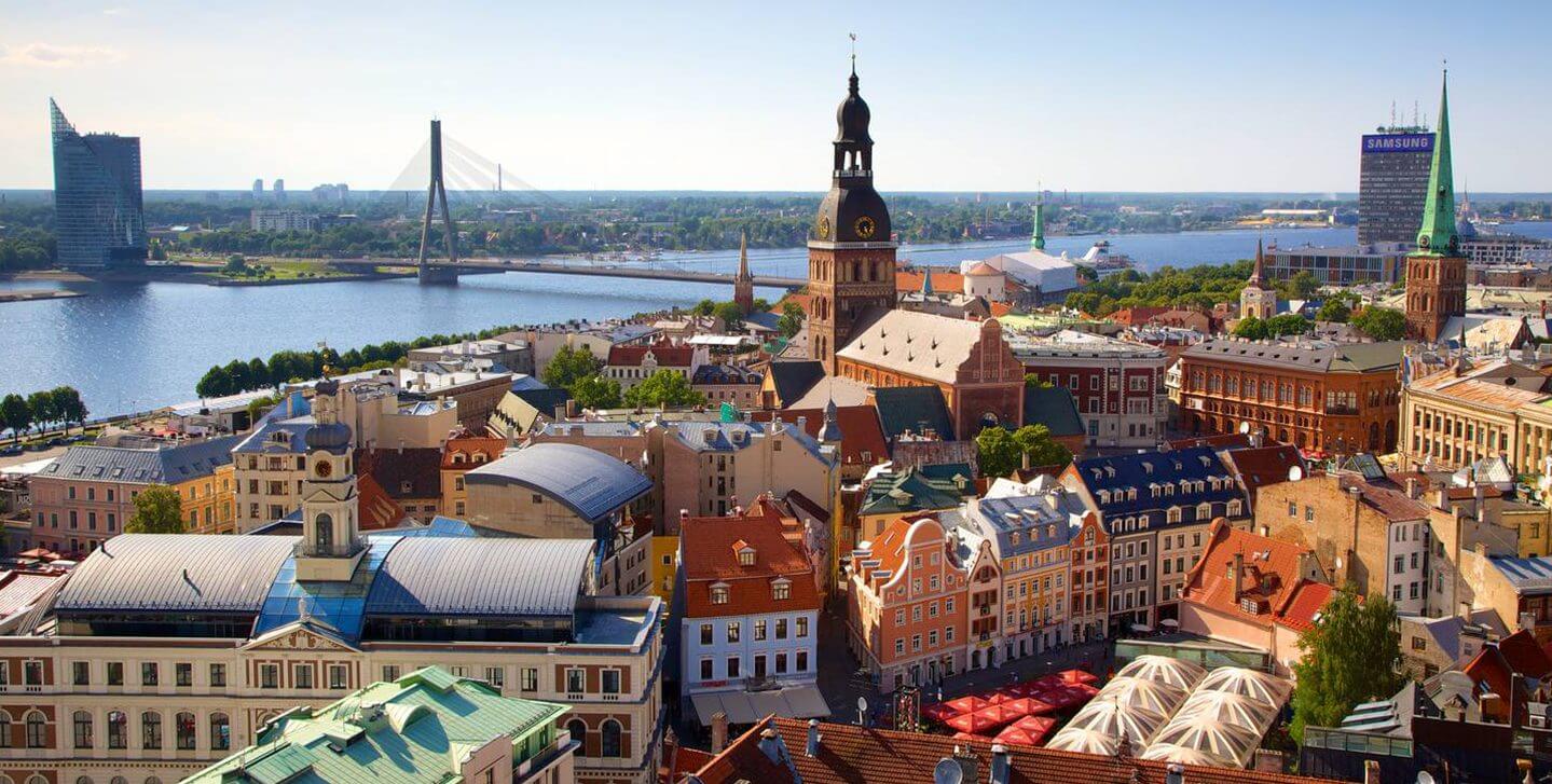 Webcam Riga Panorama View from Radisson Blu Daugava, Riga, Latvia